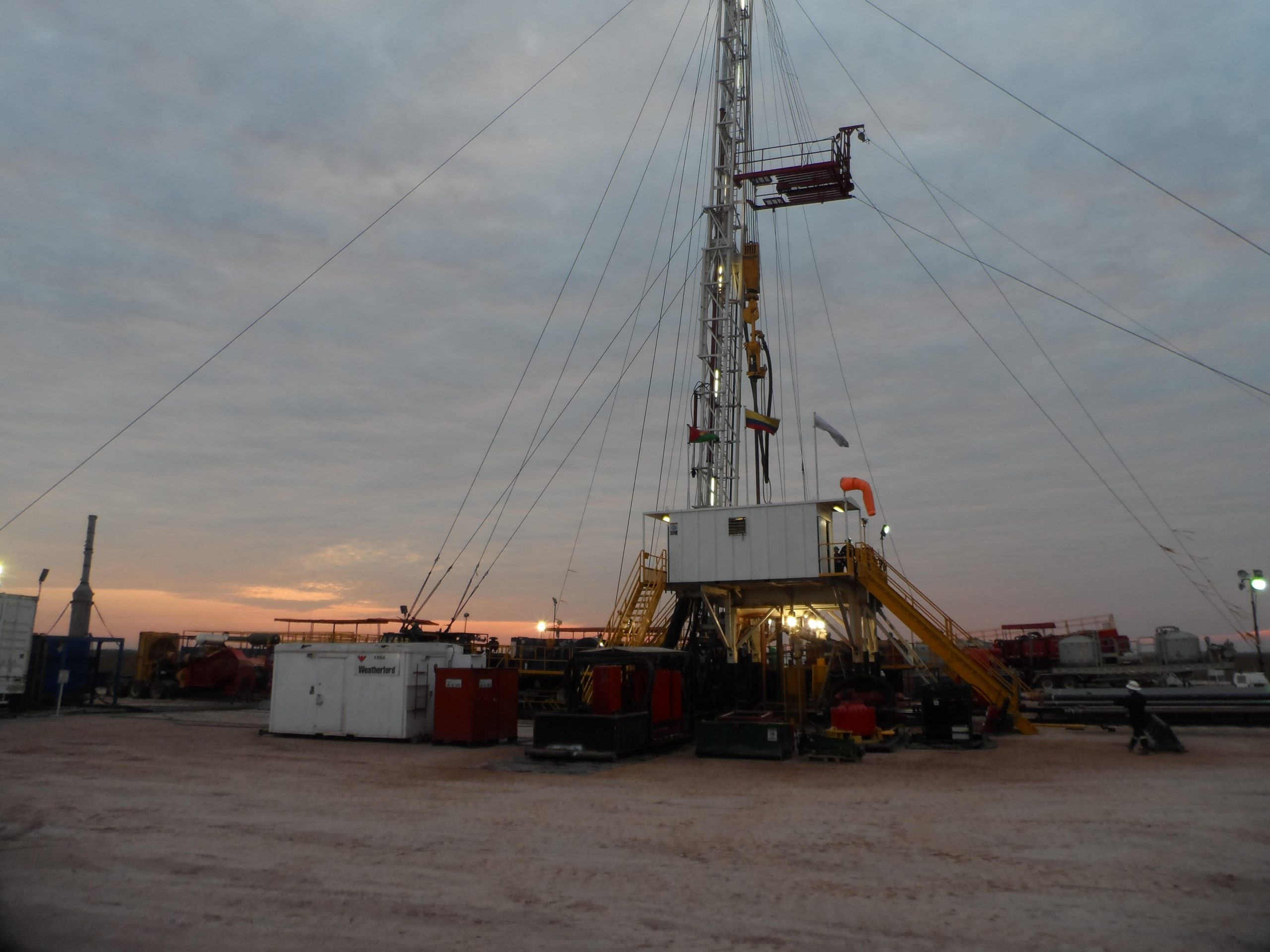 Instrumentación y Servicios Petroleos | Progessive Supplies SAS